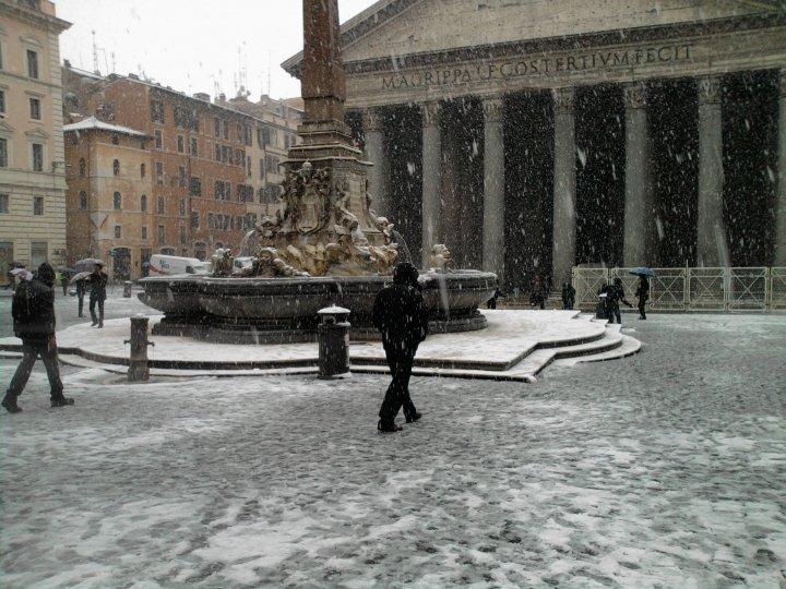 Snow in Rome, Italy (Photos) (snowfall, city, history, winter ...